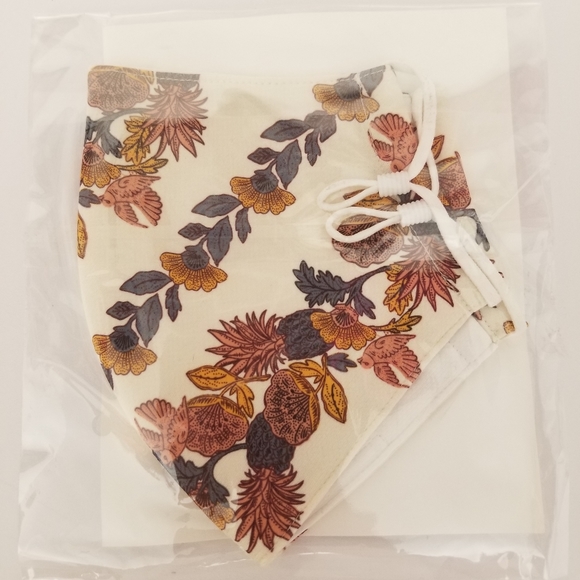 Tory Burch | Accessories | New Tory Burch Face Mask | Poshmark